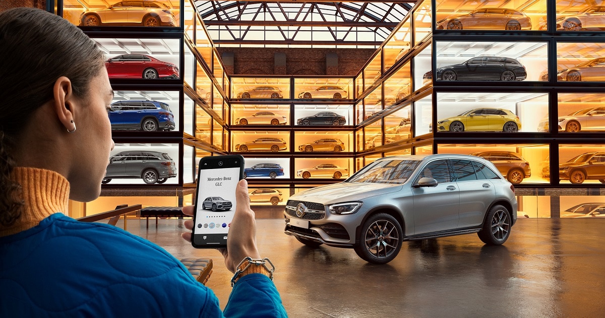 Du finder nye biler i salgsrummet online | Mercedes-Benz Store